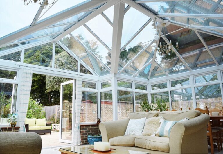 Maximising Natural Light With a Modern Conservatory - Home History ...